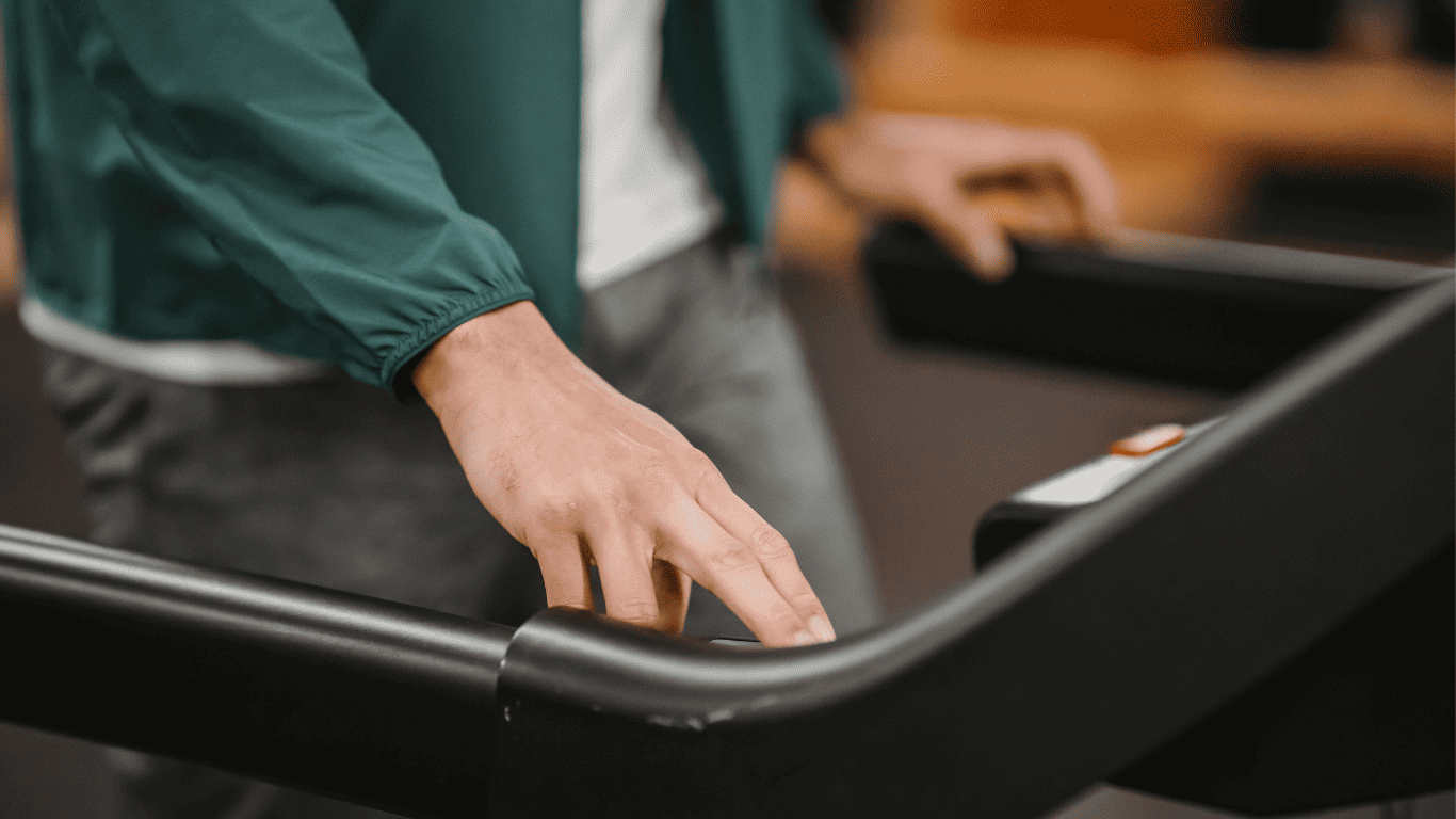 13 Tips for How to Run Properly on Treadmill (Beginner-Friendly Guide ...